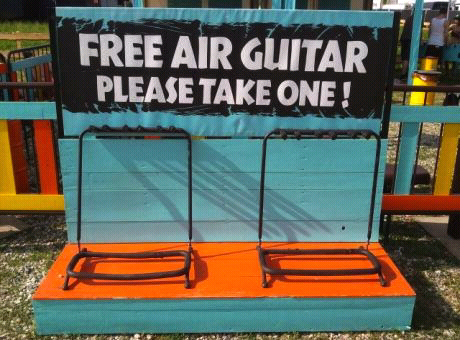 air Guitar - Meme subido por ThatGirlO.o :) Memedroid