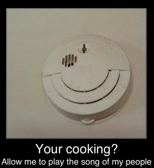 smoke detector - Meme subido por slylilni :) Memedroid